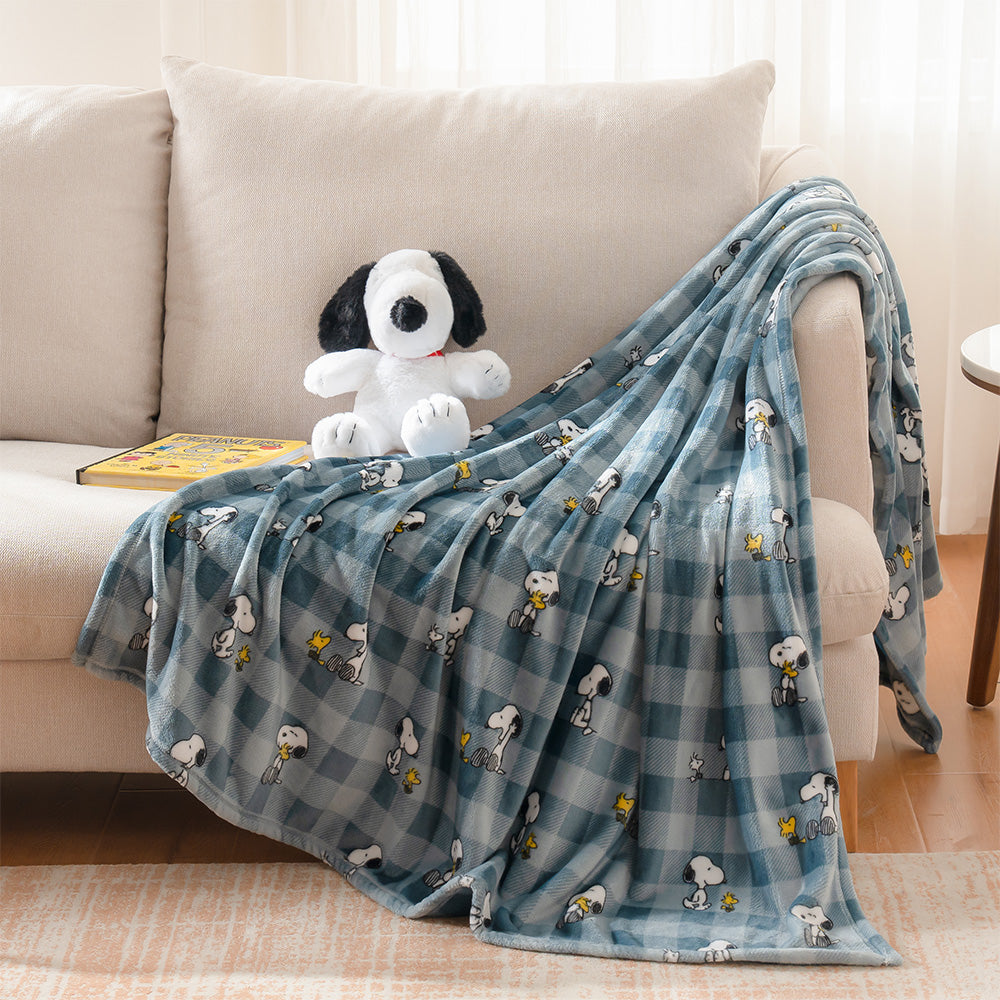 Peanuts VelvetLoft Throw | Throws | Berkshire Blanket and Home Co ...